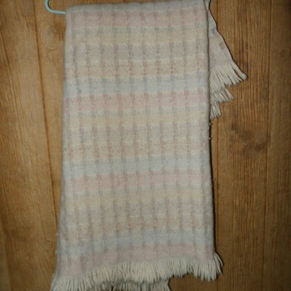 Pendleton | Bedding | Vintage Pendleton Throw Stadium Blanket 0 Virgin Wool 56 X 40 Soft Pastel ...